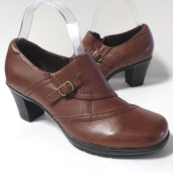 Clarks | Shoes | Clarks Womens Leather Ankle Boots Block Heel Side Zip ...